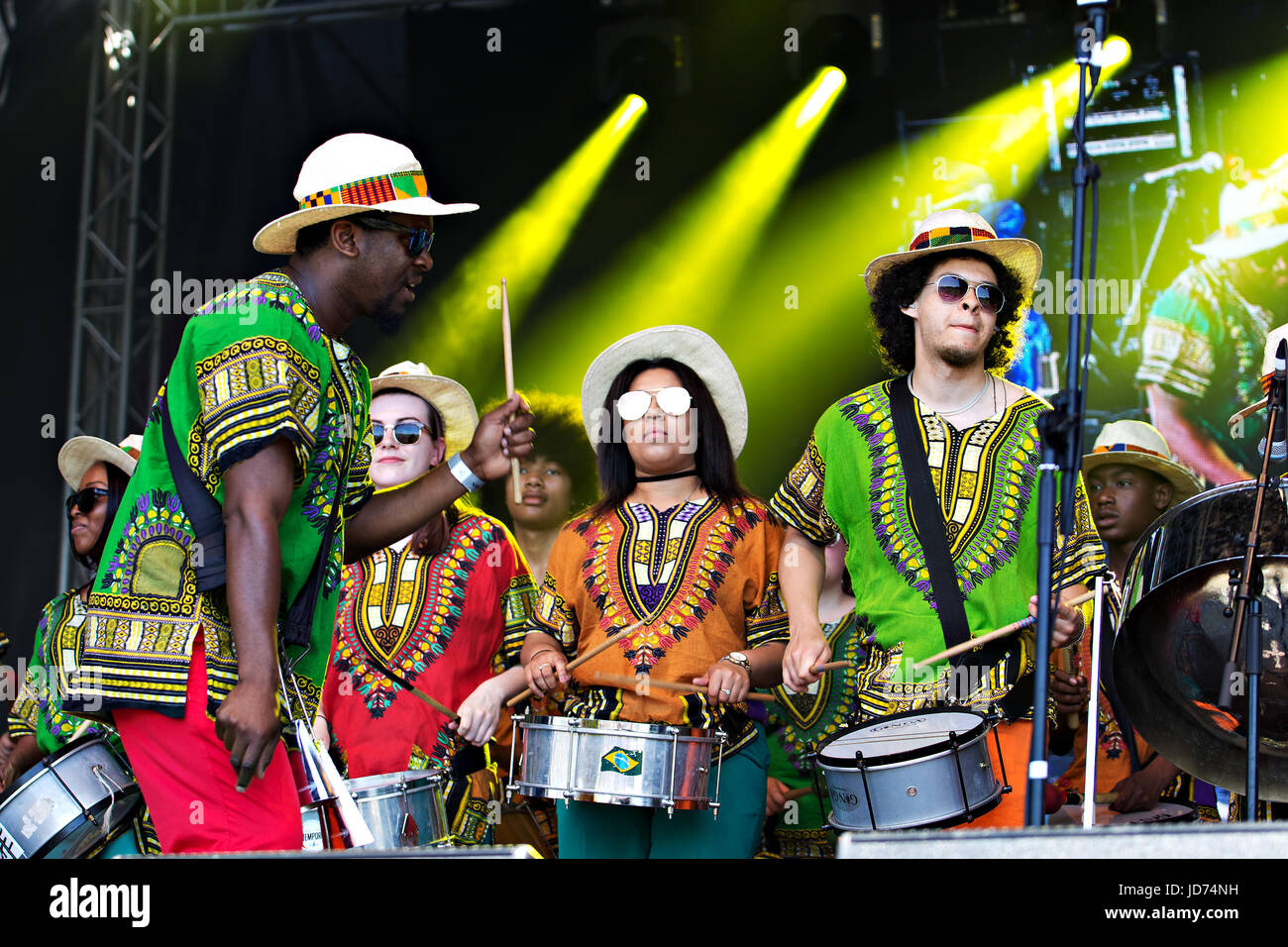 Kinetika hi-res stock photography and images - Alamy