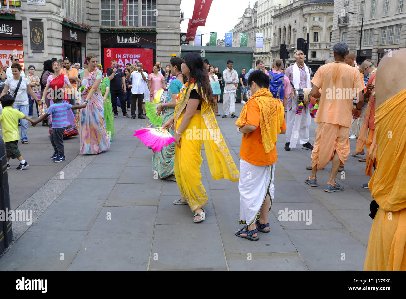 Circus Dancers High Resolution Stock Photography and Images - Alamy