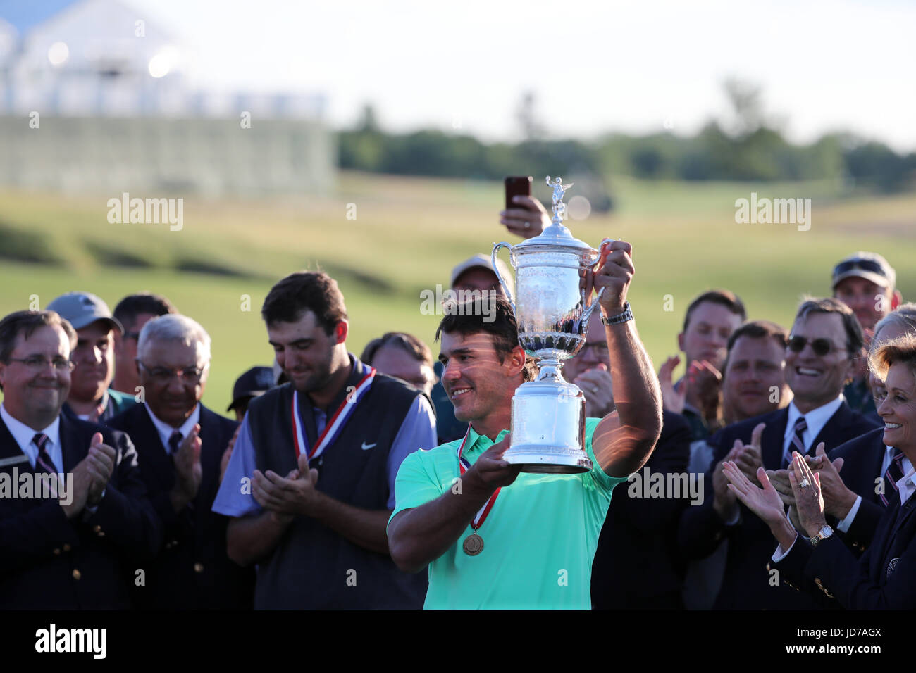 Brooks koepka trophy hi-res stock photography and images - Alamy
