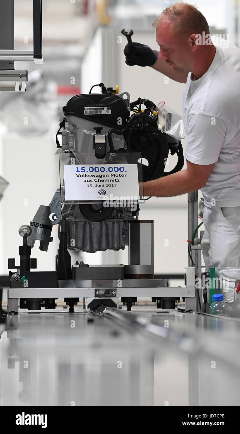 Chemnitz, Germany. 19th June, 2017. Michael Thirschel completes the ...