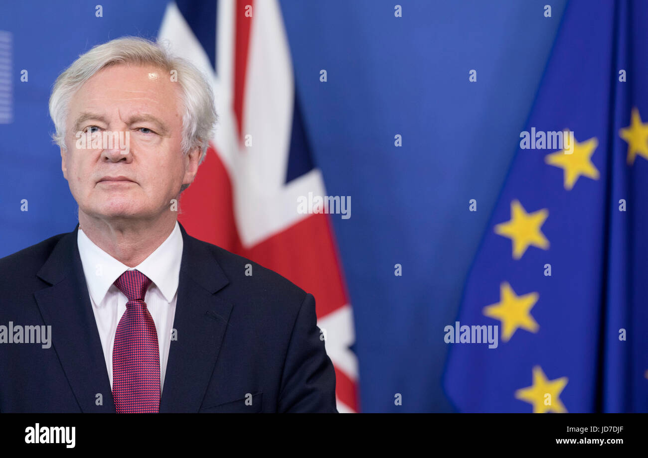 Exiting european union secretary brexit david davis hi-res stock ...