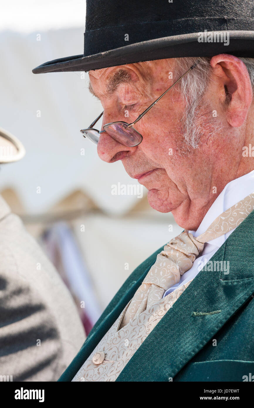 Grey sideburns hi-res stock photography and images - Alamy