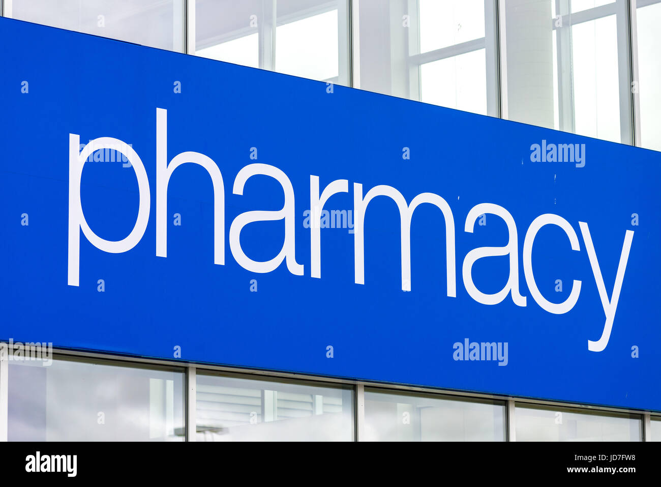Pharmacy Logo Stock Photos & Pharmacy Logo Stock Images - Alamy