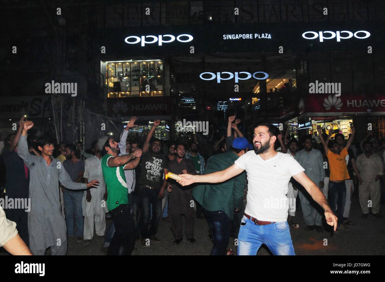 Pakistani champions hi-res stock photography and images - Alamy