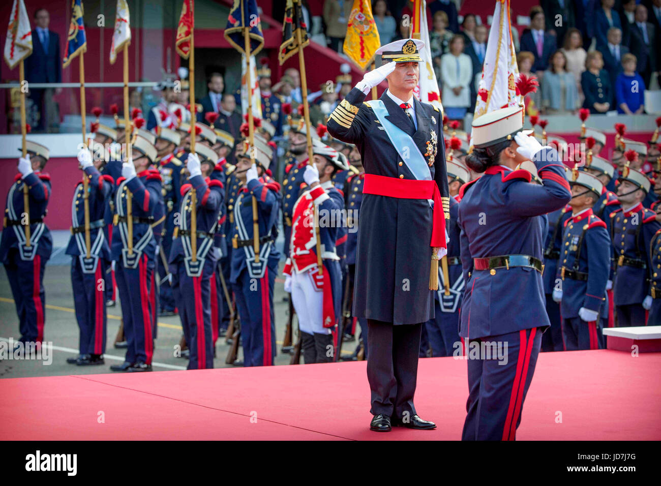 Spain royal family uniform hi-res stock photography and images - Alamy
