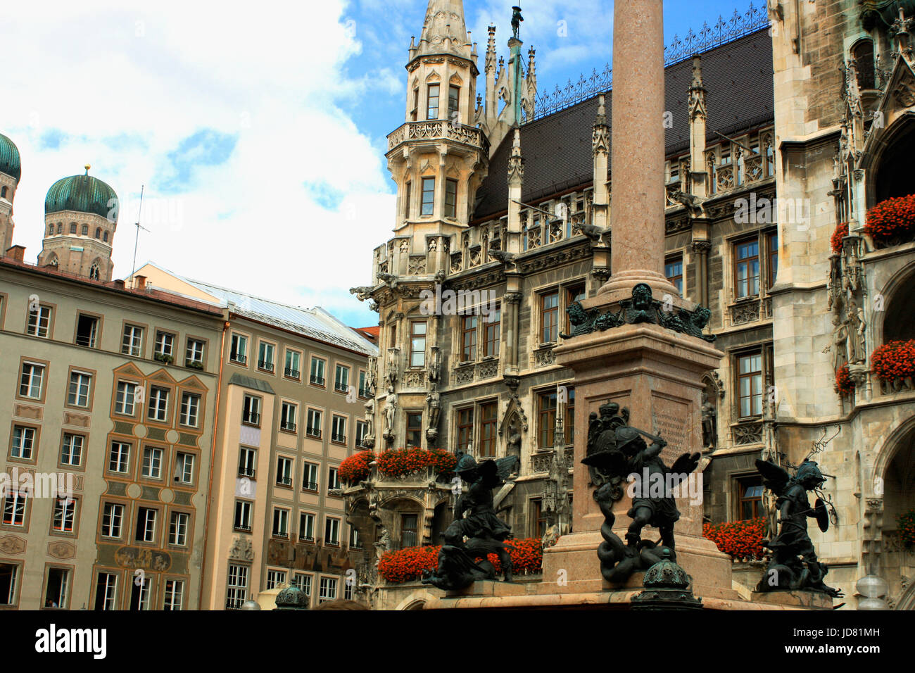 Monuments munich culture hi-res stock photography and images - Alamy