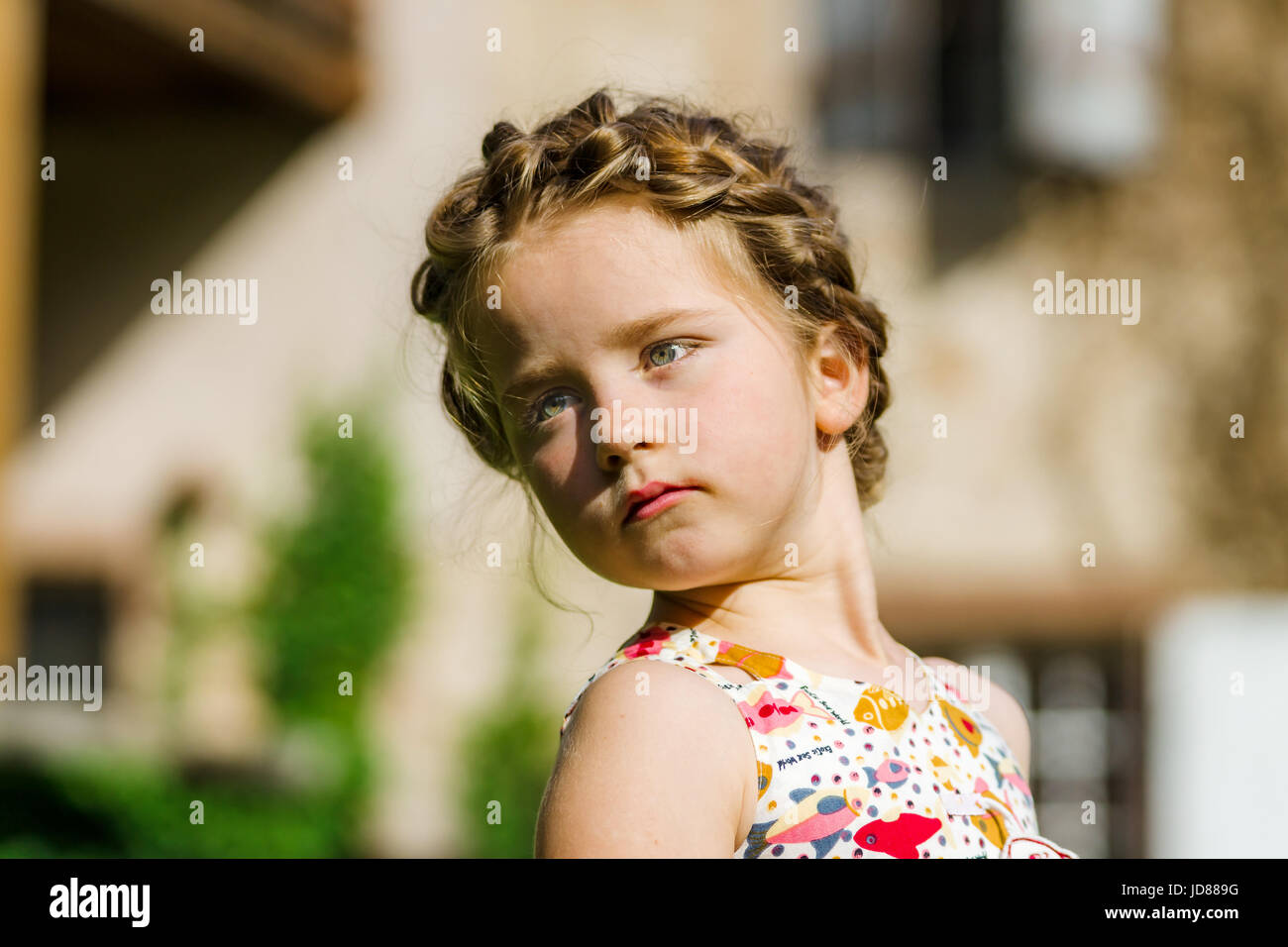 Queue hairdress hi-res stock photography and images - Alamy