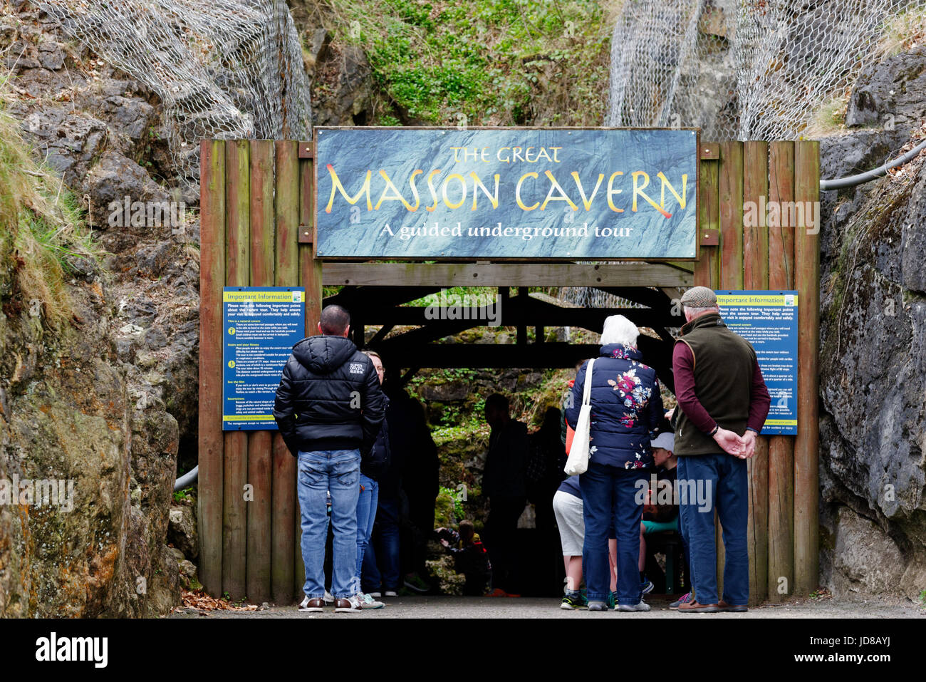 Matlock bath cave hi-res stock photography and images - Alamy