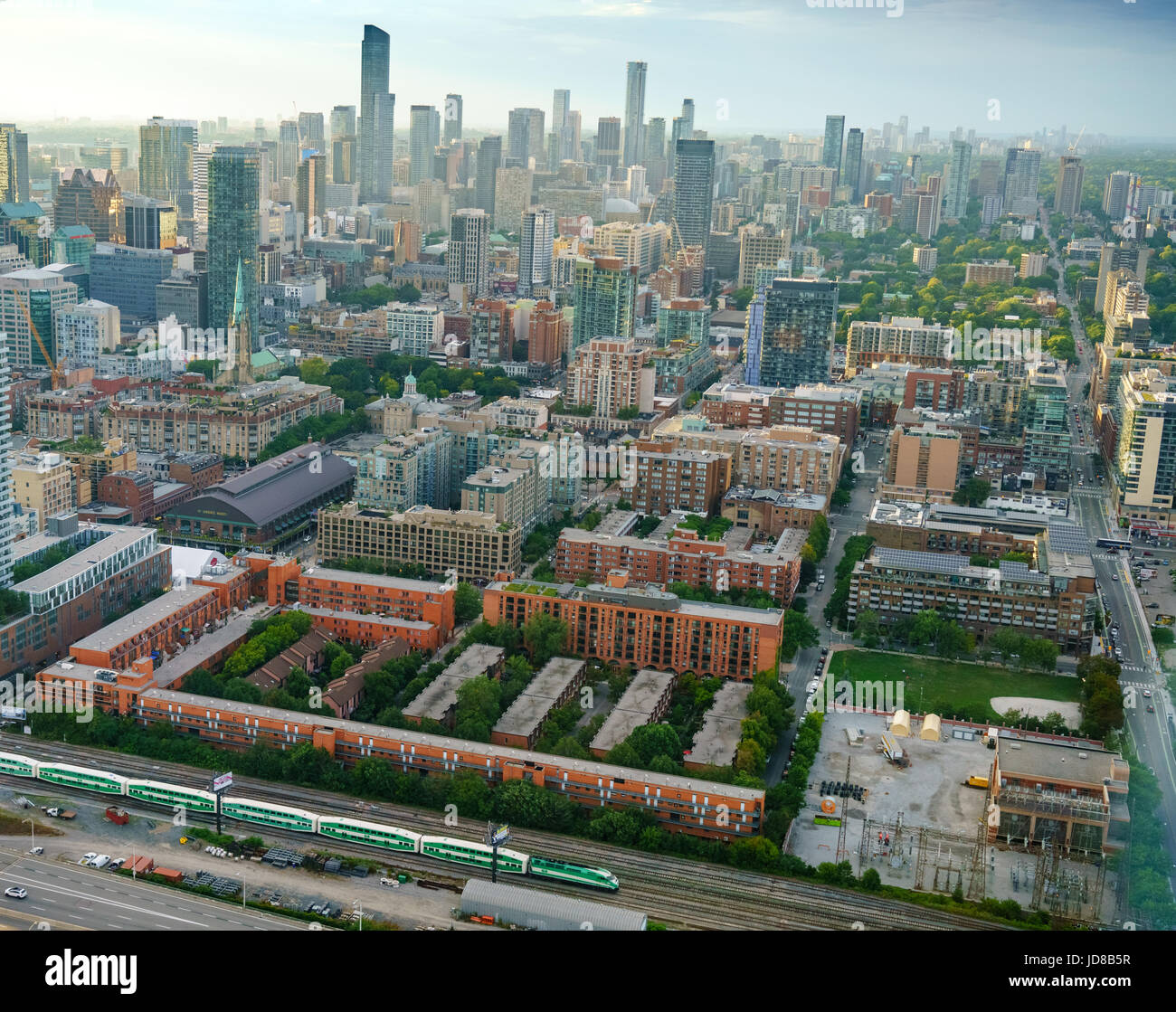 Toronto infrastructure hi-res stock photography and images - Alamy