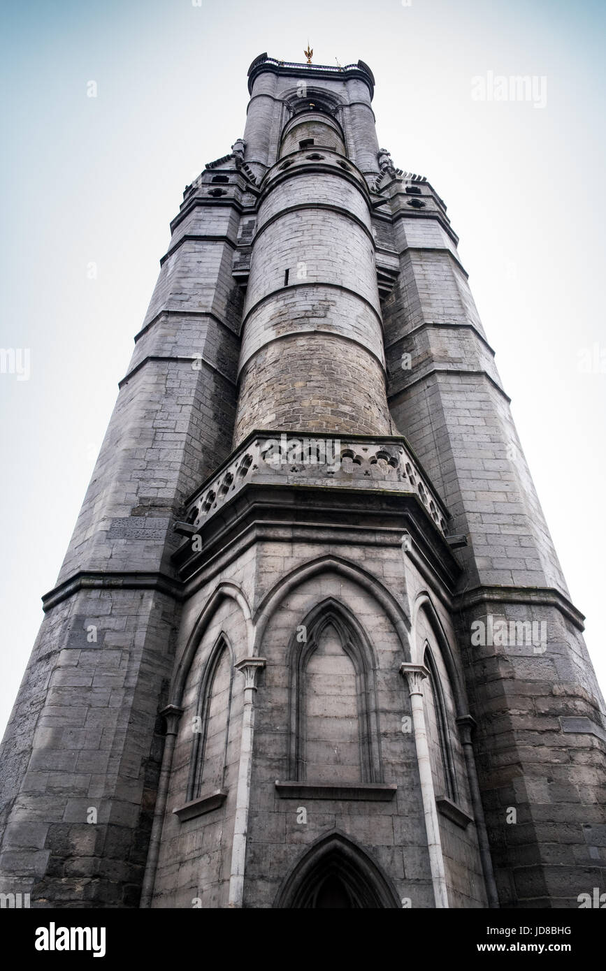 Traditional building details hi-res stock photography and images - Alamy