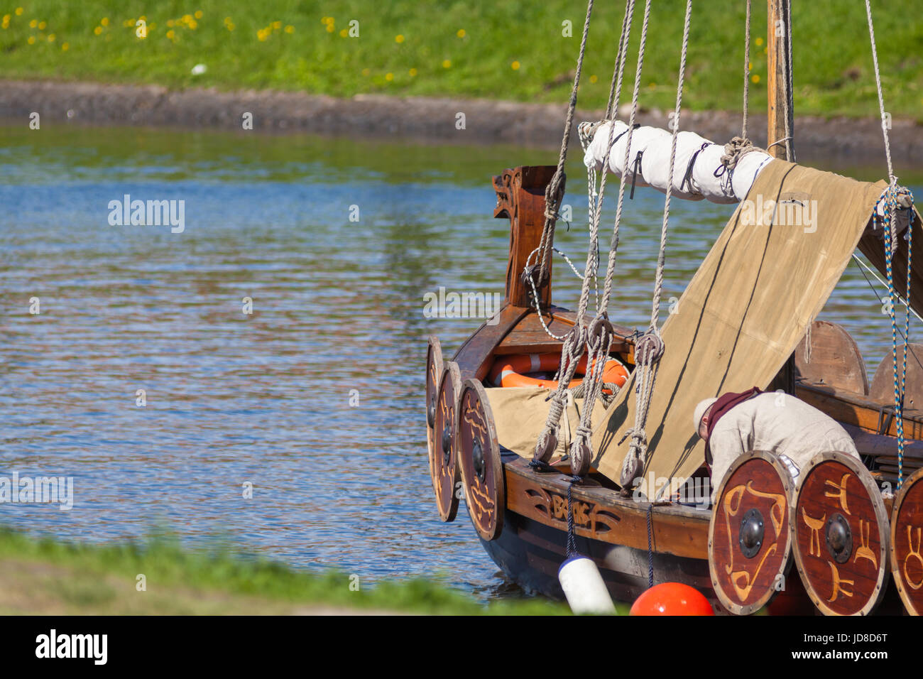 Norwegian viking dragon ship hi-res stock photography and images - Alamy