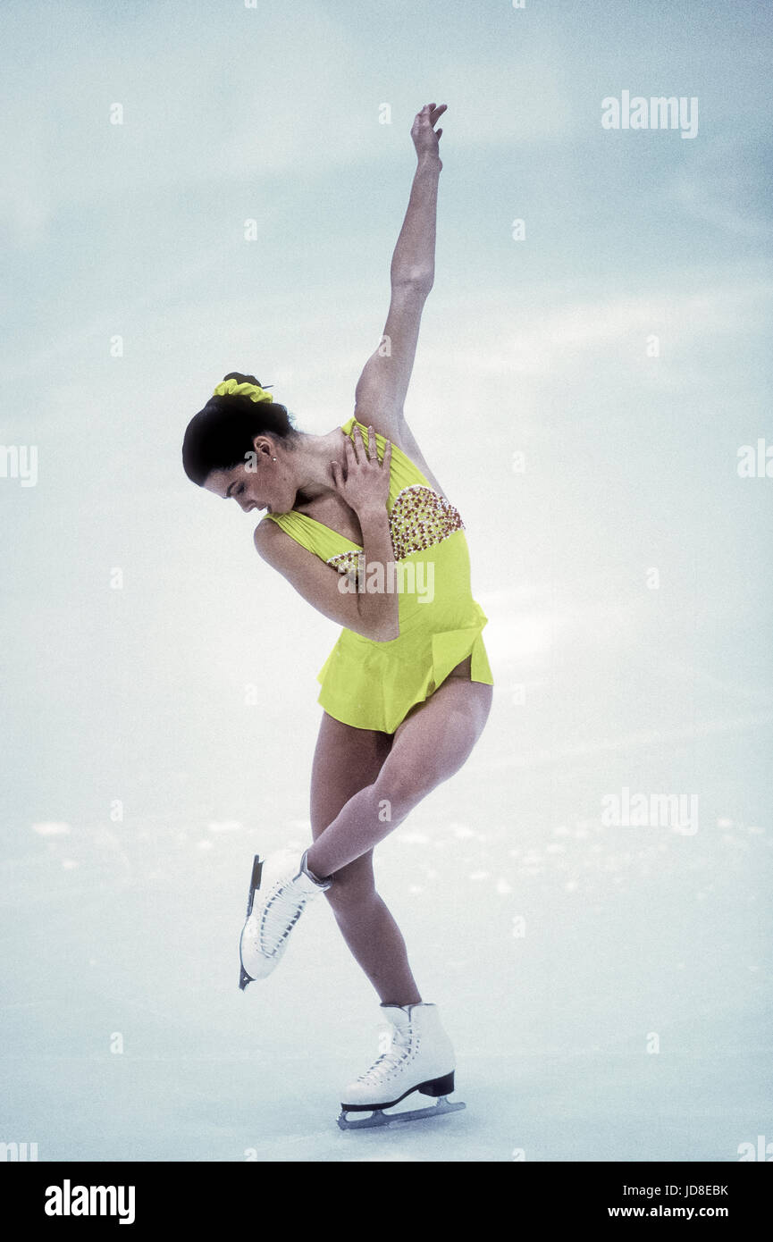 Nancy kerrigan ice skating hi-res stock photography and images - Alamy
