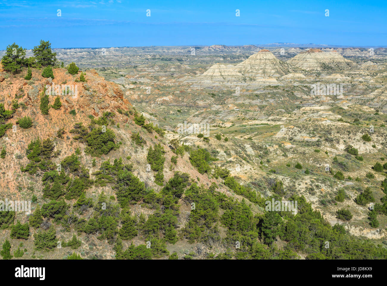 remote buttes in the terry badlands near terry, montana Stock Photo - Alamy