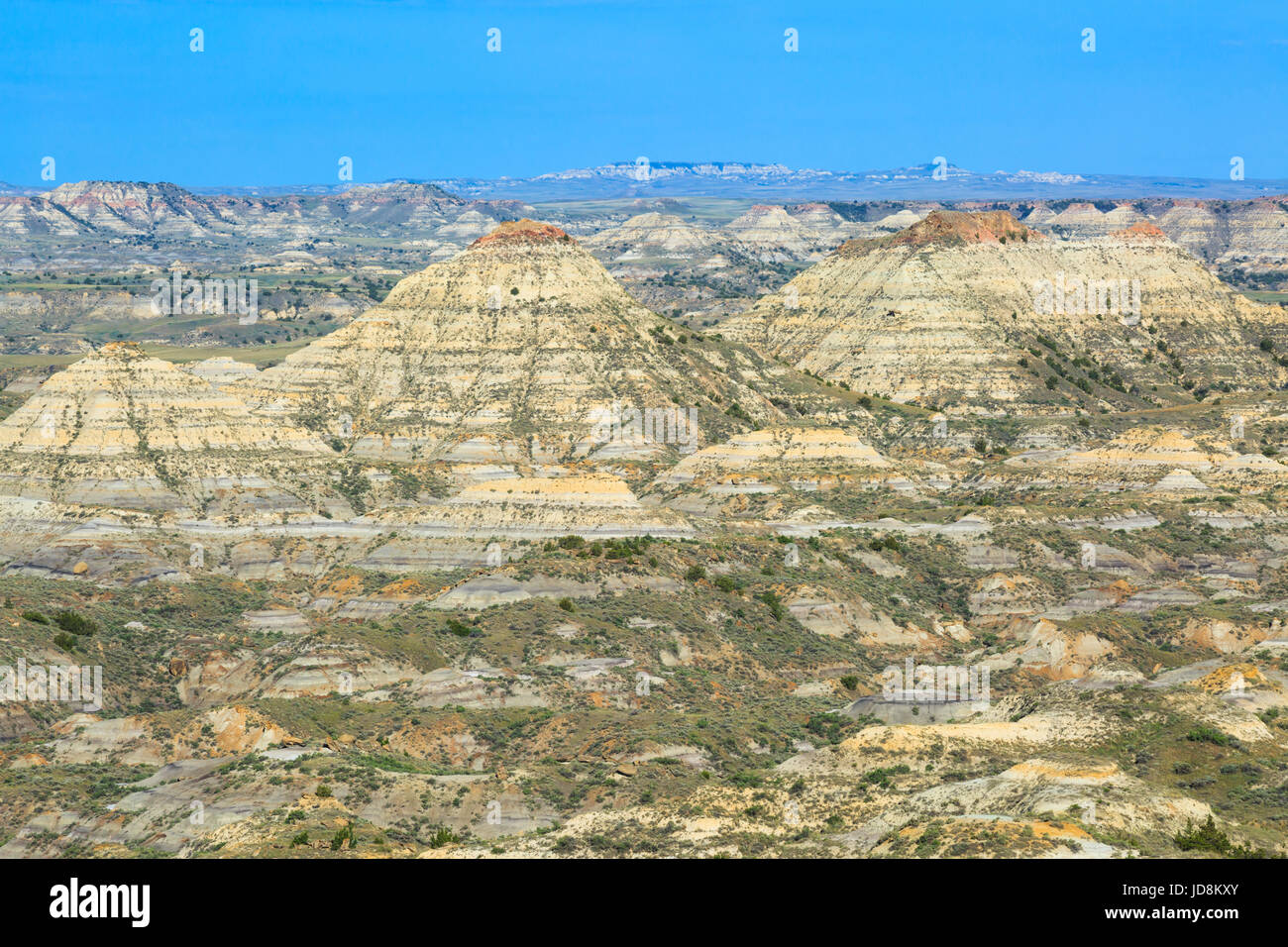 remote buttes in the terry badlands near terry, montana Stock Photo - Alamy