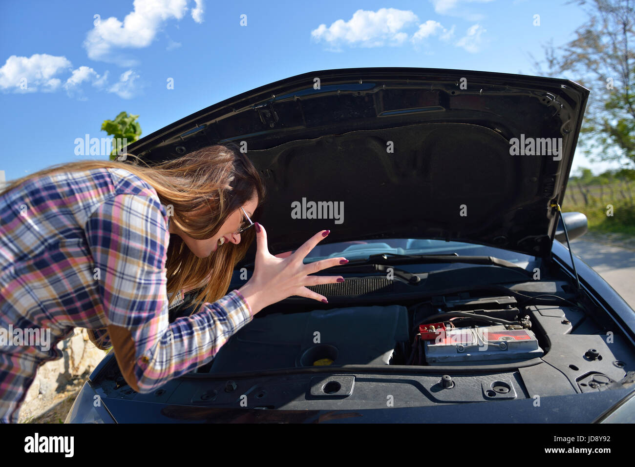 Open opened car motor hood hi-res stock photography and images - Alamy