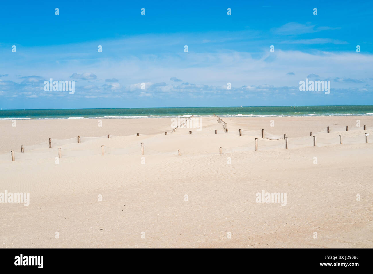 Dunkerque beach hi-res stock photography and images - Alamy