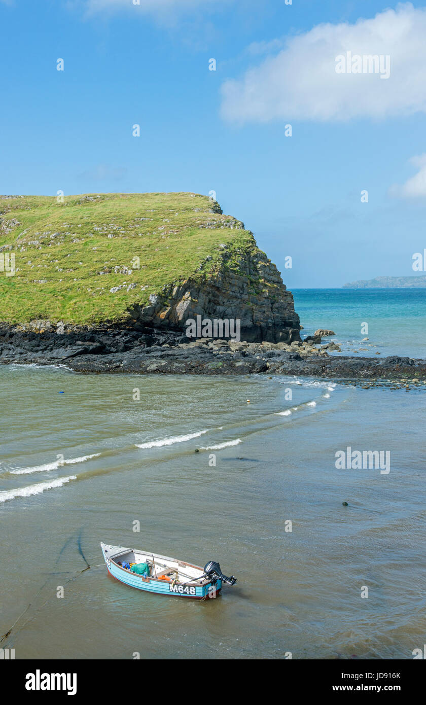 Abercastle Beach Coast Pembrokeshire Stock Photo - Alamy