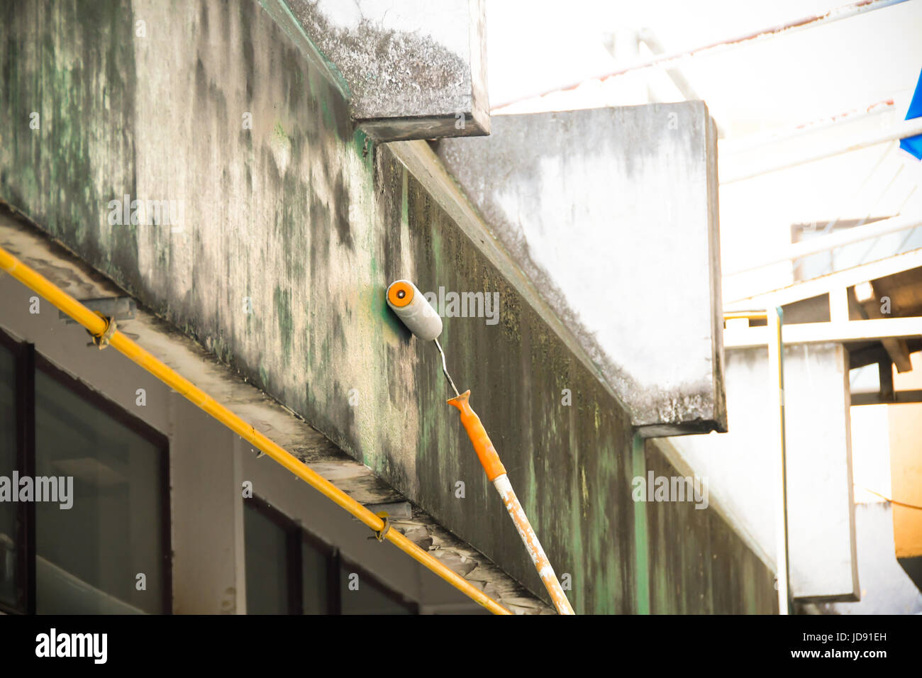 Putting plaster hi-res stock photography and images - Alamy