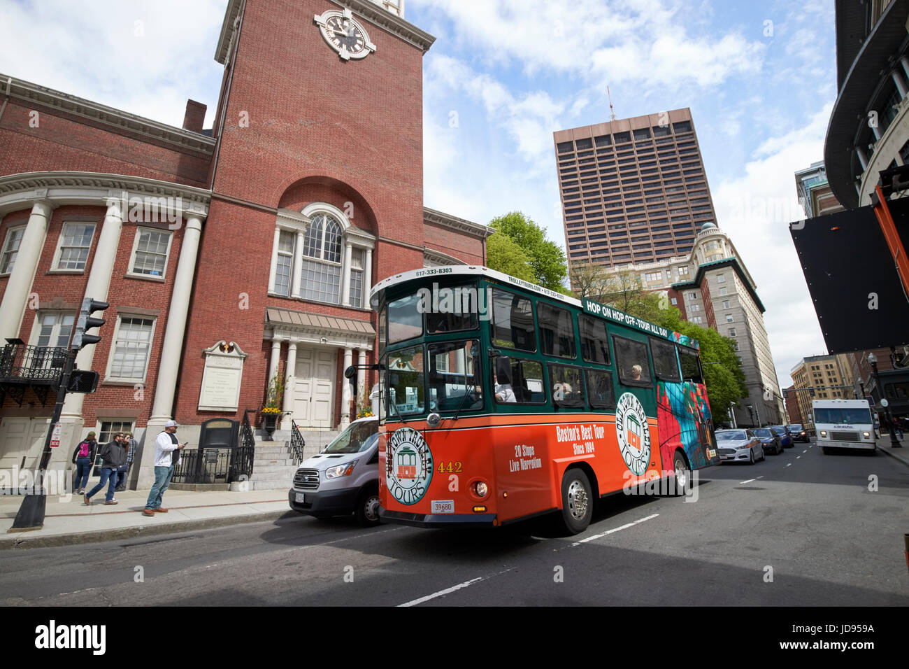 Old town boston trolley tours hi-res stock photography and images - Alamy