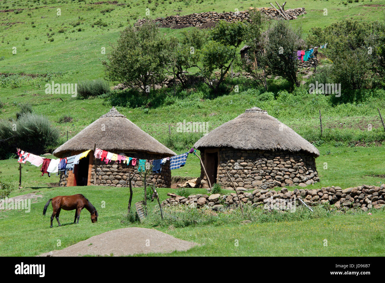 Rondavels hi-res stock photography and images - Alamy