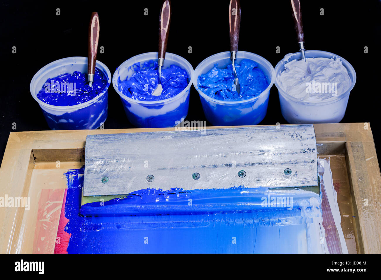 cold tone colour to grading blue tone color start from dark blue,middle ...