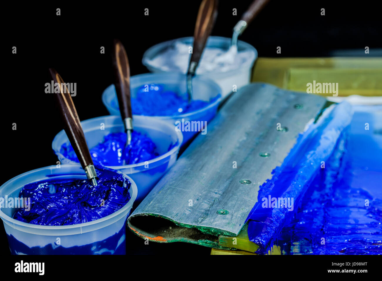 cold tone colour to grading blue tone color start from dark blue,middle ...