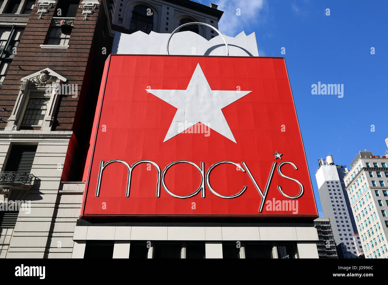 Macys sign hi-res stock photography and images - Alamy