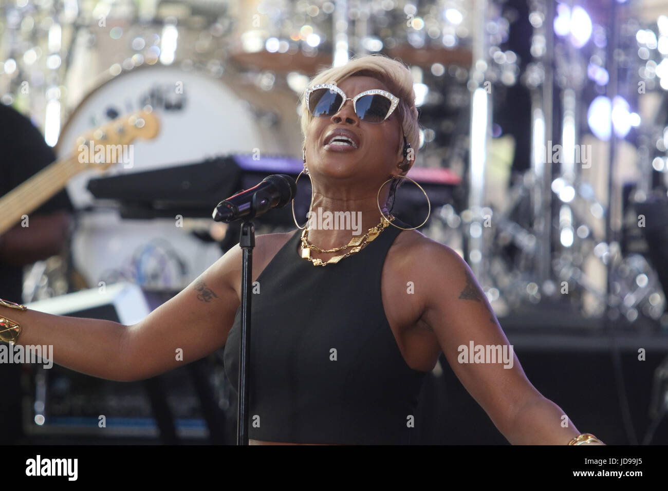 Veteran singer Mary J. Blige performs some of her greatest hits and new ...