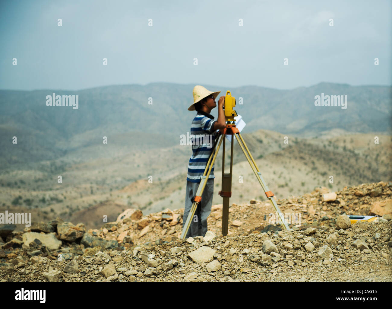 Chinese constructing roads in Africa Stock Photo - Alamy