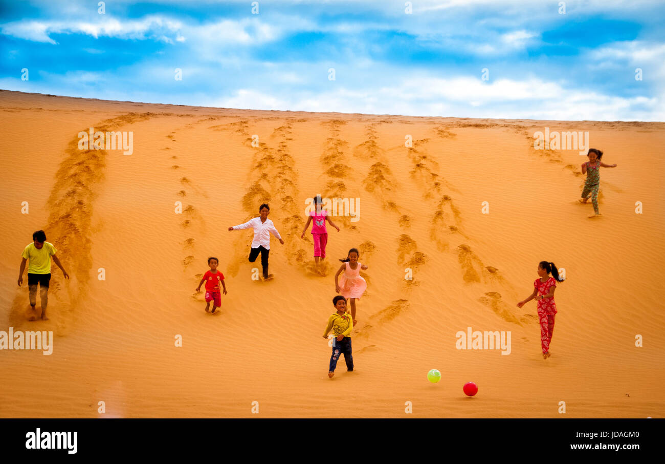 Vietnam sandune hi-res stock photography and images - Alamy