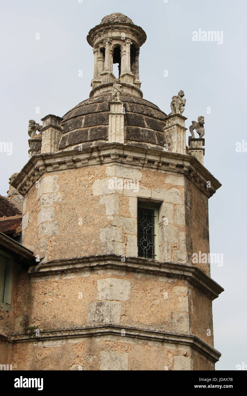 Renaissance house in Châteaudun (France Stock Photo - Alamy