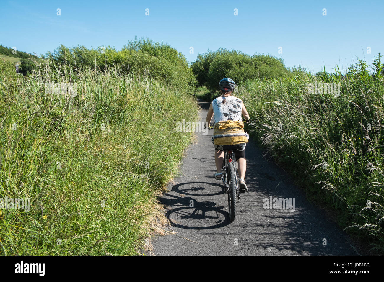 National cycle route wales hi-res stock photography and images - Alamy