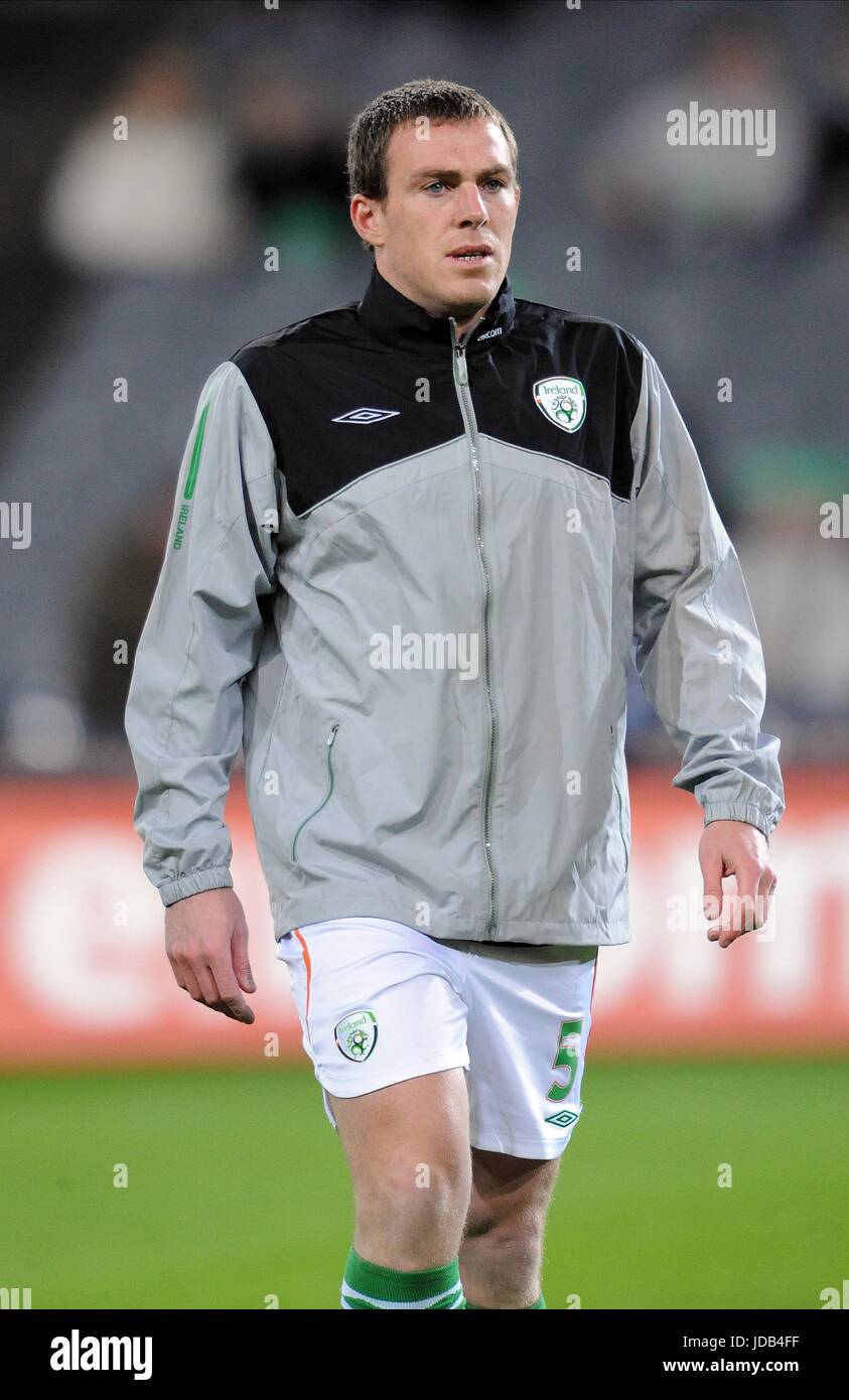 RICHARD DUNNE REPUBLIC OF IRELAND & MAN CITY CROKE PARK DUBLIN IRELAND ...