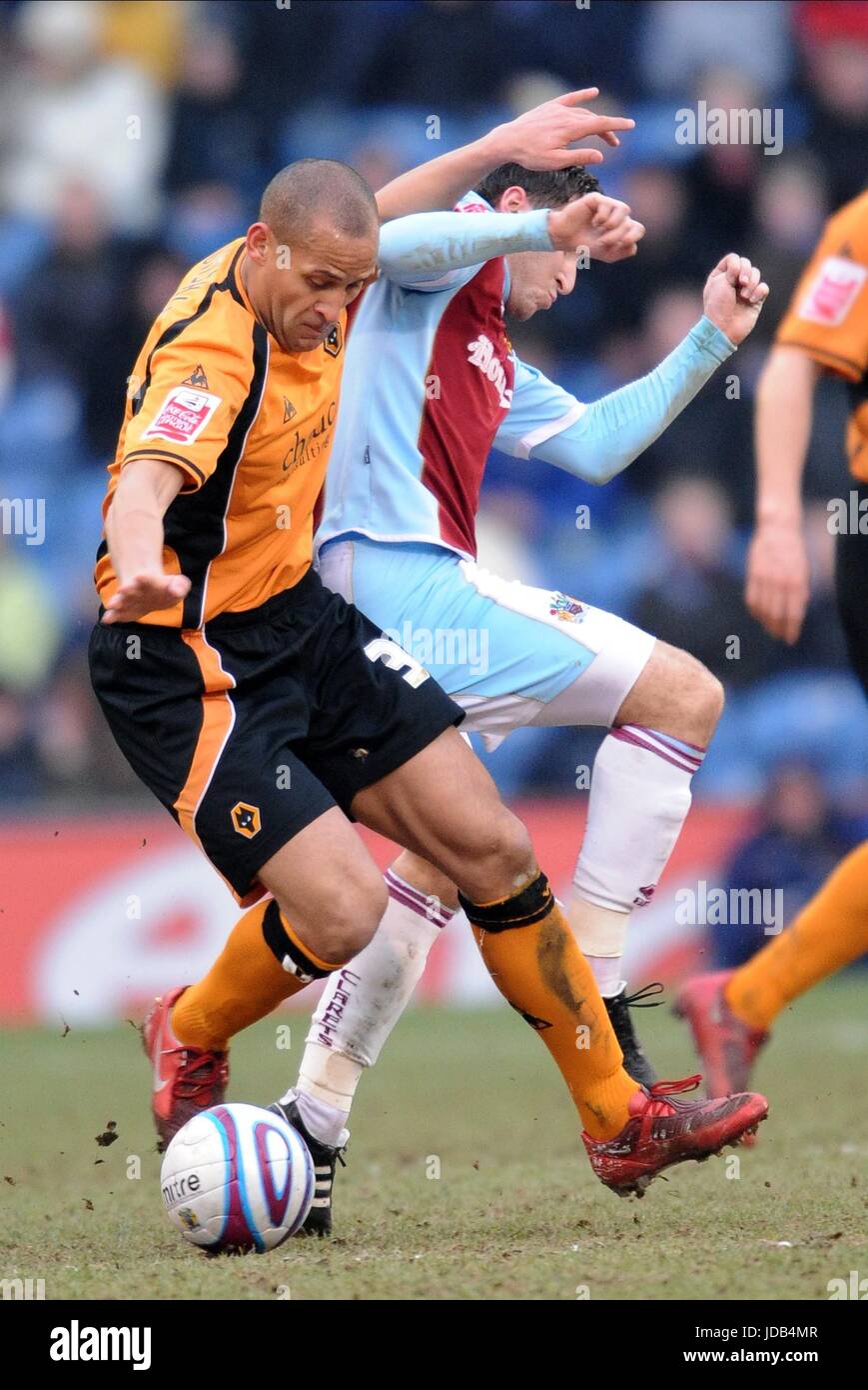 NIGEL QUASHIE & ROBBIE BLAKE BURNLEY V WOLVES TURF MOOR BURNLEY ENGLAND ...