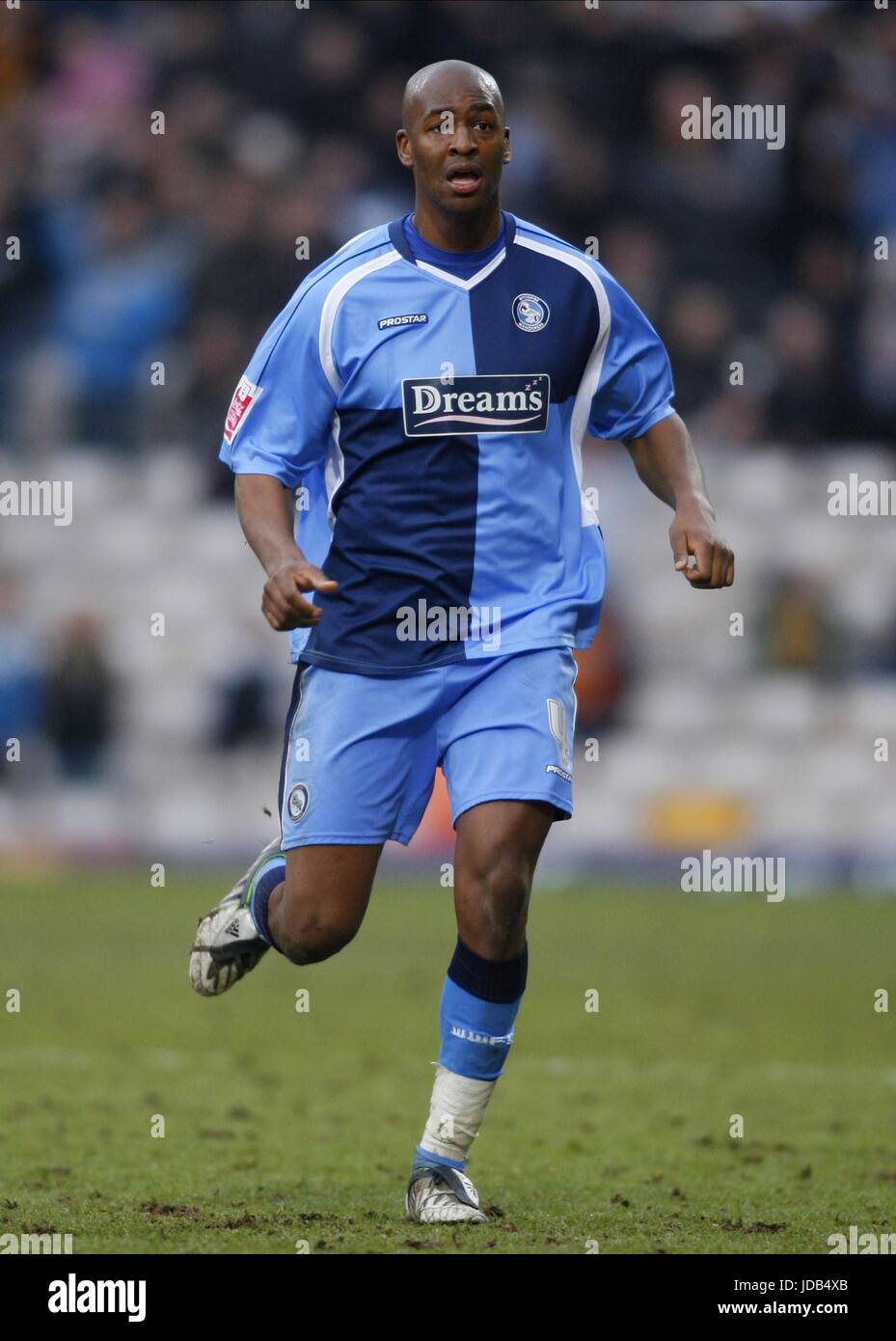 LEON JOHNSON WYCOMBE WANDERERS FC VALLEY PARADE BRADFORD ENGLAND 14 ...