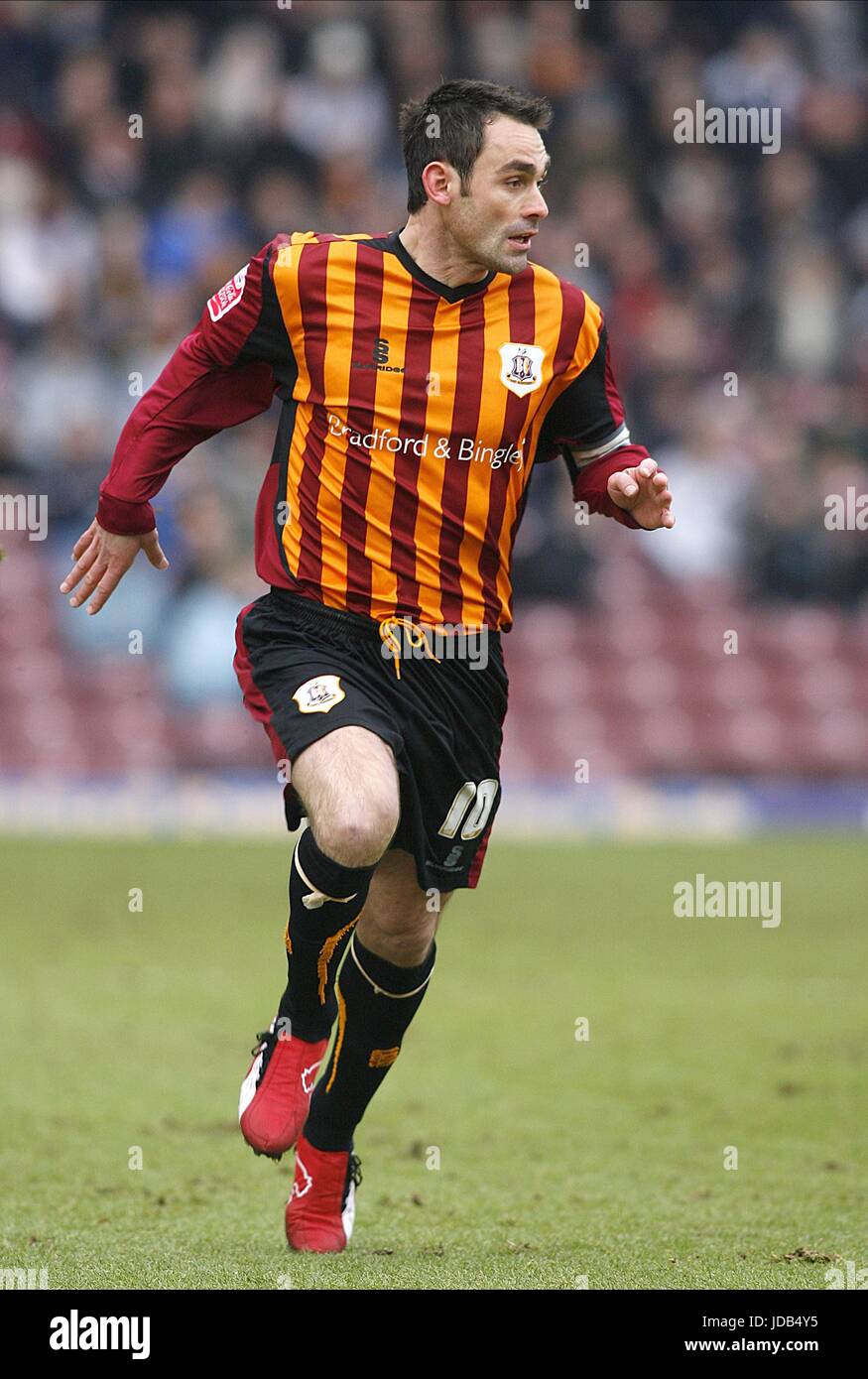 PETER THORNE BRADFORD CITY FC VALLEY PARADE BRADFORD ENGLAND 14 ...