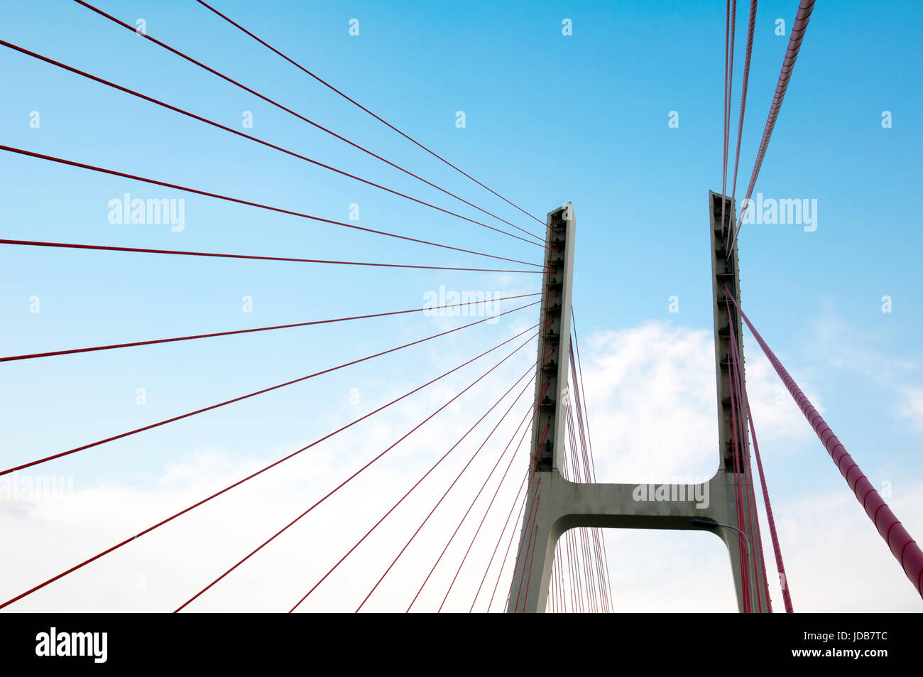 Stay cables hi-res stock photography and images - Alamy