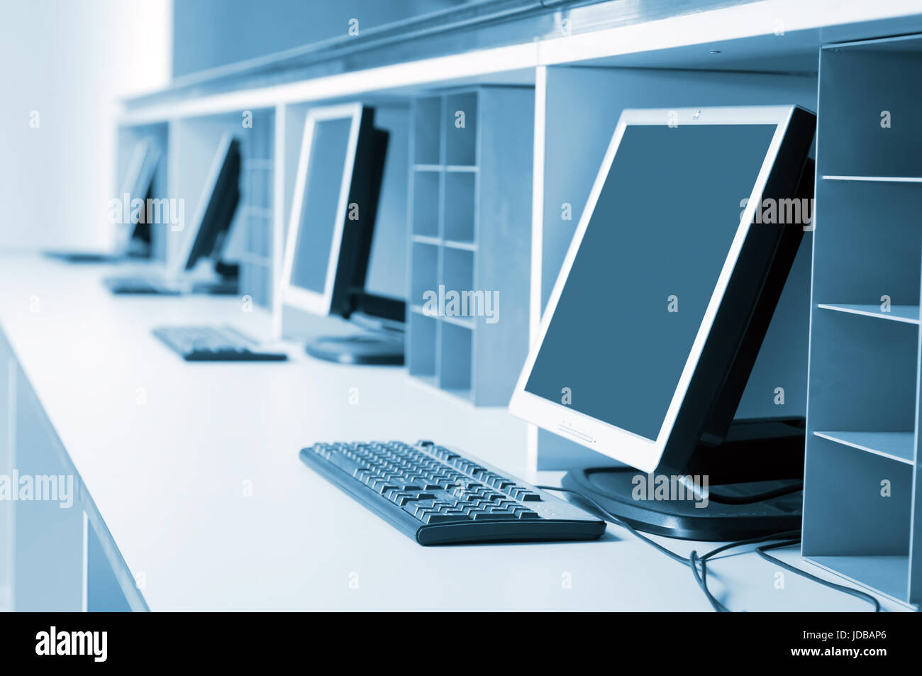 Modern computer room Stock Photo - Alamy