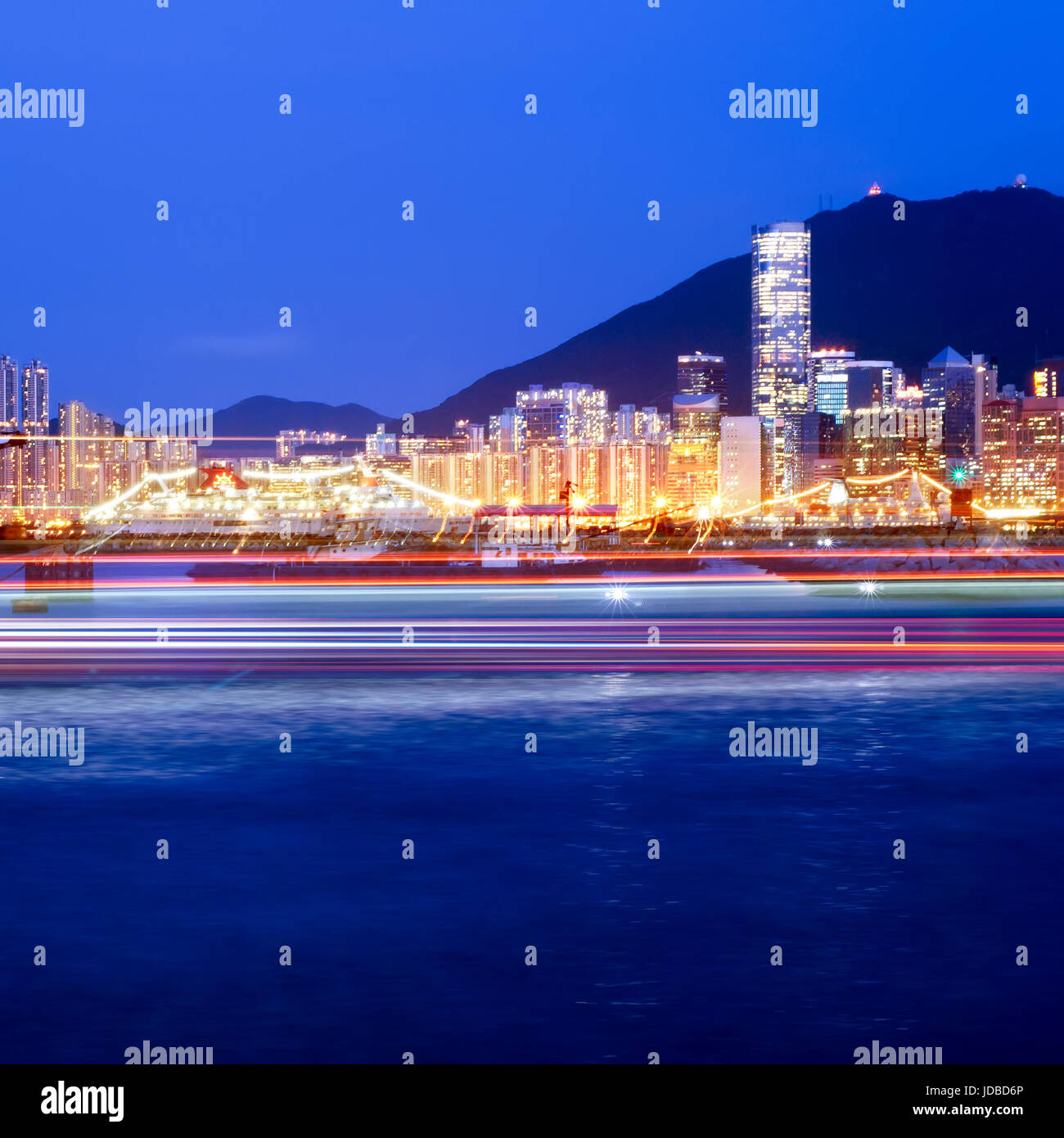 Summer, Hong Kong's Victoria Harbour at night Stock Photo - Alamy