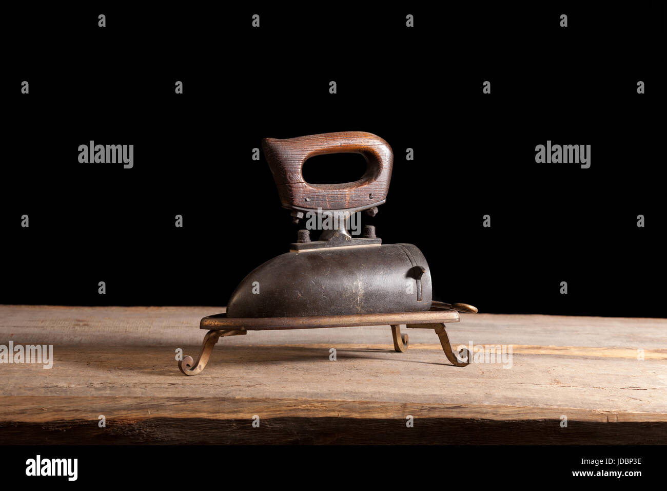Flat ironing hi-res stock photography and images - Alamy