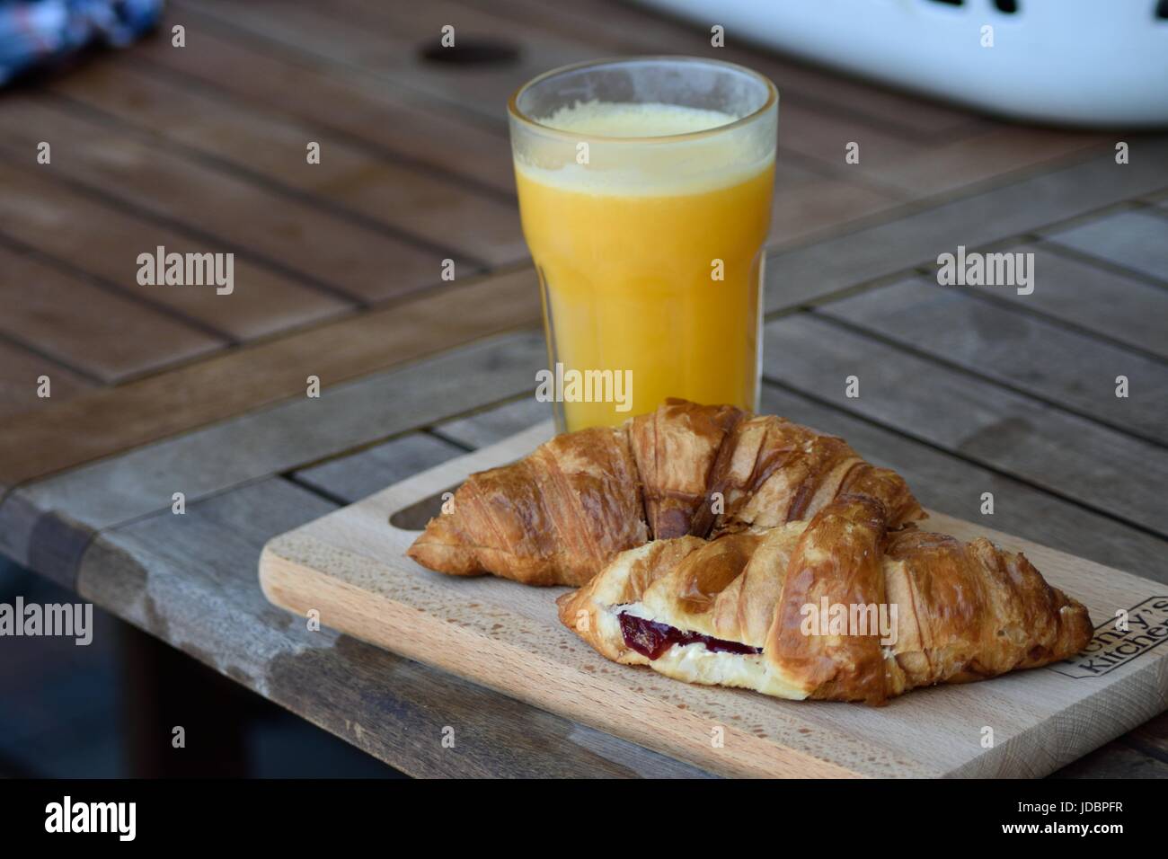 Orange breakfast outside hi-res stock photography and images - Alamy