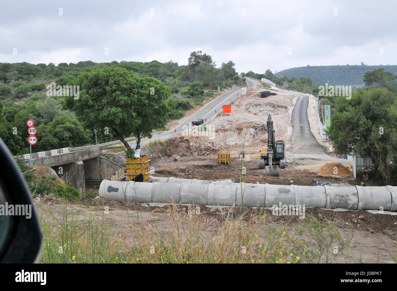 Laying pipework in a road hi-res stock photography and images - Alamy