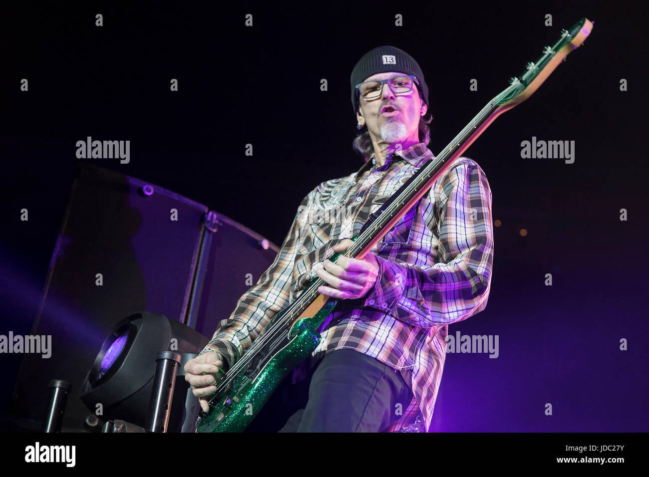 Oracle Arena High Resolution Stock Photography and Images - Alamy