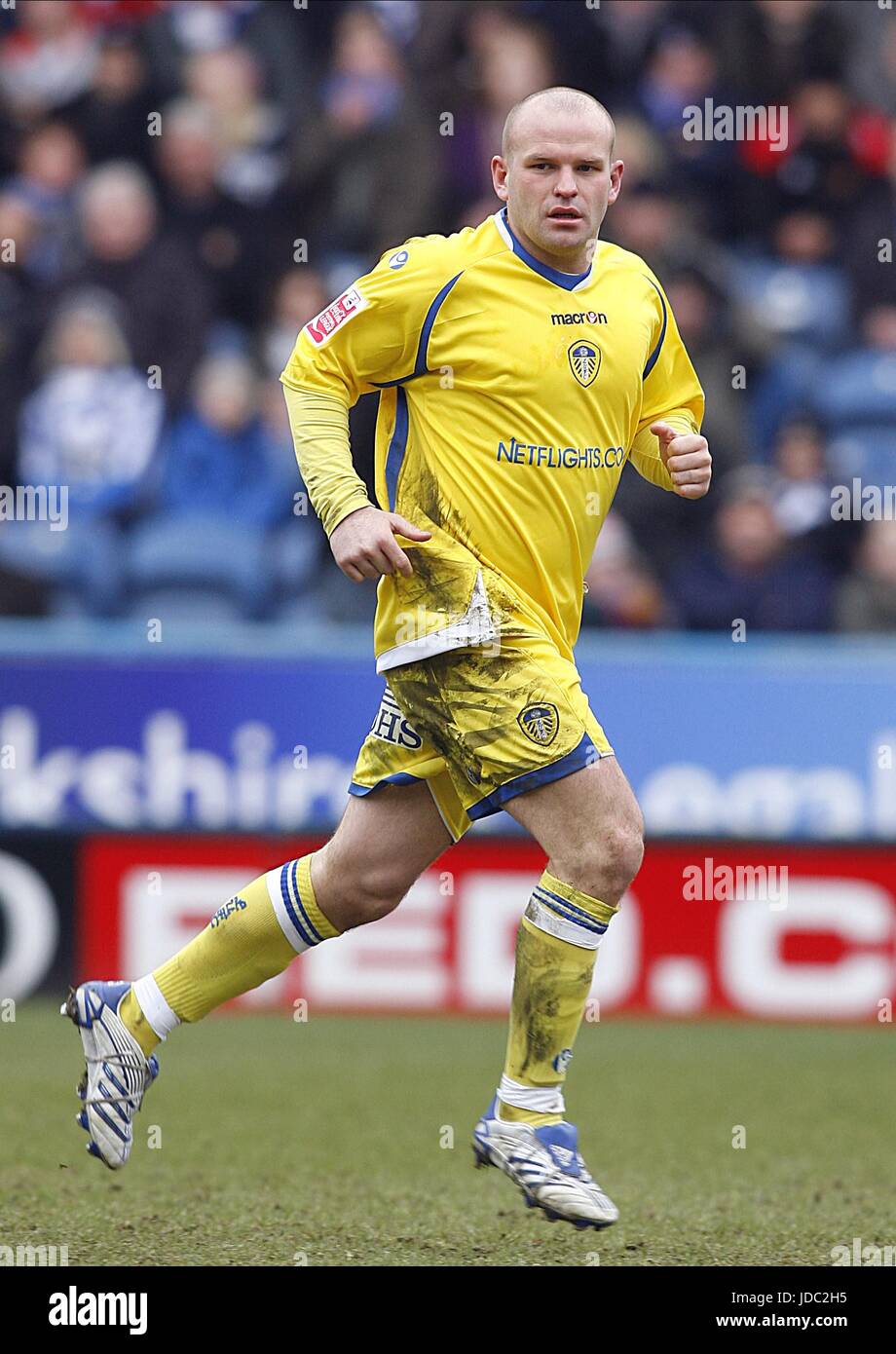 ANDY ROBINSON LEEDS UNITED FC THE GALPHARM STADIUM HUDDERSFIELD ENGLAND ...
