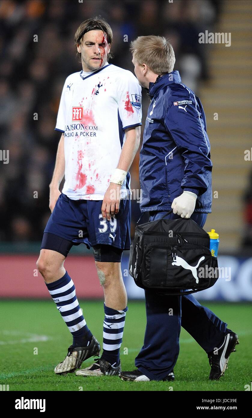 JONATHAN WOODGATE TOTTENHAM HOTSPUR FC KC STADIUM HULL ENGLAND 23 ...