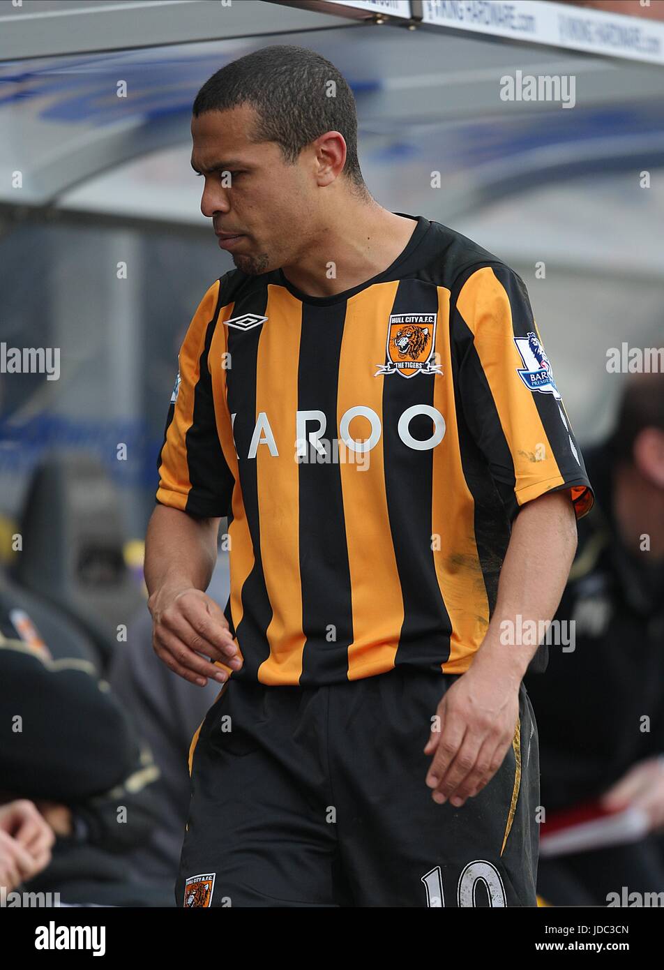 UNHAPPY GEOVANNI HULL CITY V BLACKBURN ROVERS KC STADIUM HULL ENGLAND ...
