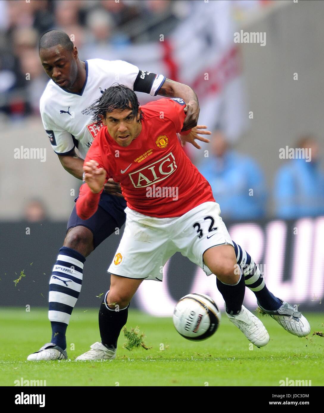 LEDLEY KING & CARLOS TEVEZ MAN UTD V TOTTENHAM HOTSPUR WEMBLEY STADIUM ...
