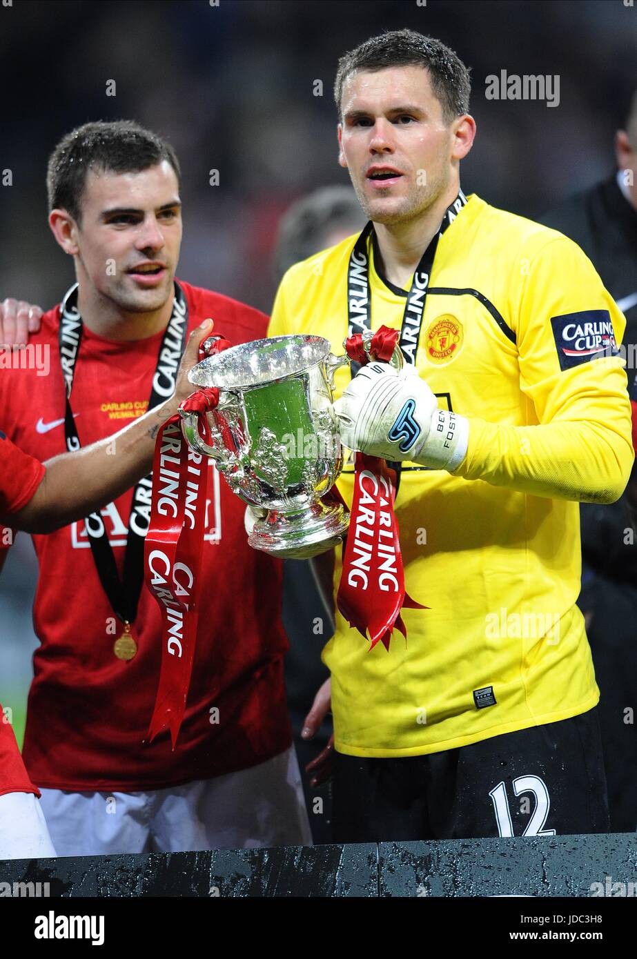 DARRON GIBSON & BEN FOSTER MANCHESTER UNITED FC WEMBLEY STADIUM LONDON ...
