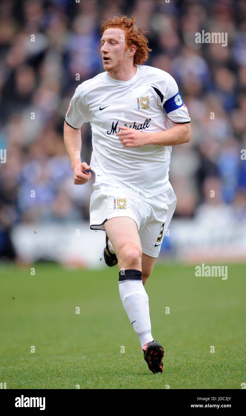 DEAN LEWINGTON MILTON KEYNES DONS FC STADIUMMK MILTON KEYNES ENGLAND 28 ...