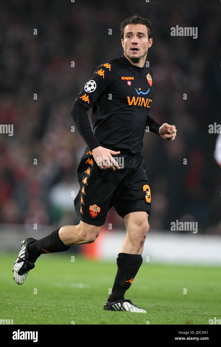 MATTEO BRIGHI AS ROMA EMIRATES STADIUM LONDON ENGLAND 24 February 2009 ...